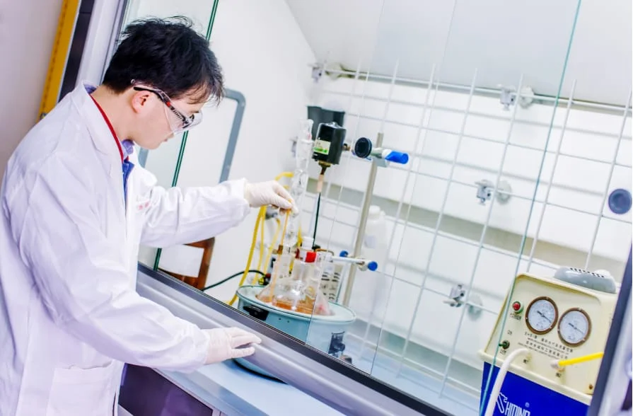 CAS 2001048-47-9: Botrytis Intermediate - Easy CDMO